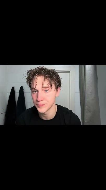 Проснулись улыбнулись привели себя в порядок и сделали волосы еще гуще с сывороткой от бренда