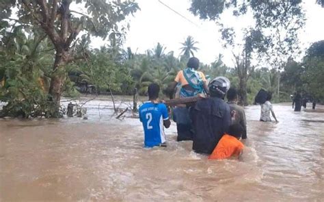 ගංවතුරට කොටුවූ මුලතිව් ගමක් යුද හමුදාවෙන් බේරාගනියි Ada Online