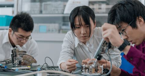 Communication Protocols In Embedded Systems For Senior Simulation