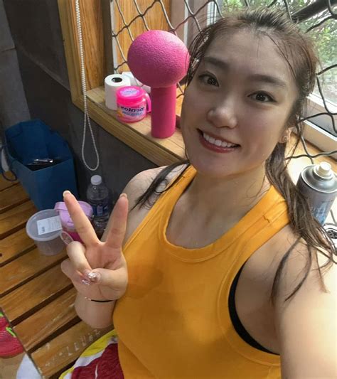 小腹隆起，李梦摊牌发声，官宣决定，四川队支持，张隆看懂了创业wcba1