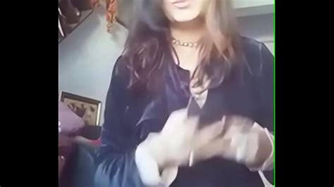 Arshi Khan Showing Great Boobs And Cleavage For Shahid Afridi Xxx