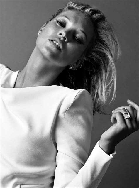Kate Moss Modeling Photography Kate Moss Minimalist Kate Moss Posing