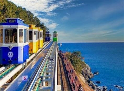 【台虎．超激安釜山5日】豪華遊艇party、松島天空步道、最新海岸列車、金剛公園纜車、柿酒隧道、威尼斯小漁村 燦星旅遊startravel
