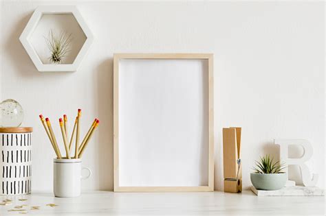 포스터 프레임 디자인 사무실 액세서리 테이프 소모품 메모 메모 스틱 공기 공장 나무 모의 현대 및 세련 된 홈 인테리어 스칸디나비아 홈 장식입니다 최소한의 개념입니다 템플릿