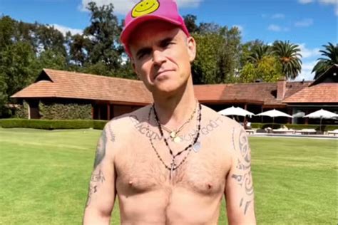 Robbie Williams And Wife Ayda Field Confess They Rarely Get Intimate