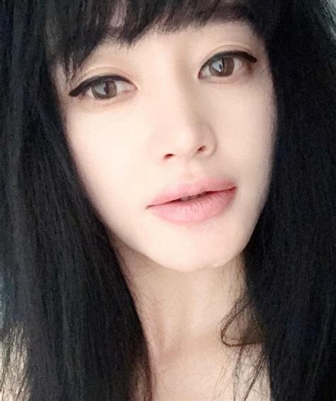 54세 김혜수 비현실적 이목구비…최강 동안 셀카 [n샷] 뉴스1