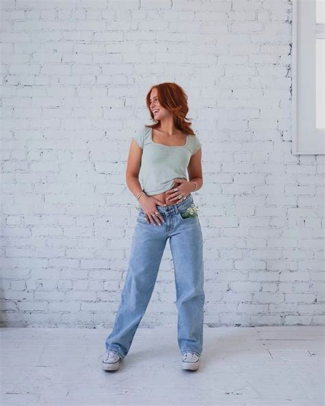 Ginger Model Varvara Is Engaged A Vip Escort In Moscow