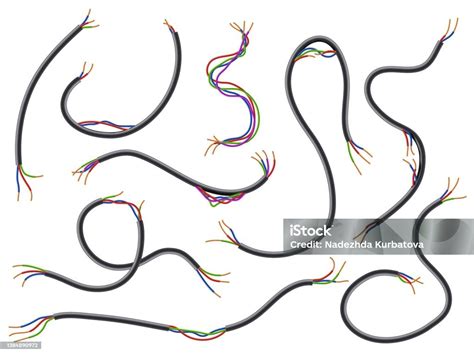 깨진 전선 컬러 배선이있는 현실적인 유연한 찢어진 케이블 손상된 전기 연결 다른 길이 조각 절연되지 않은 전류 회로 벡터 전기