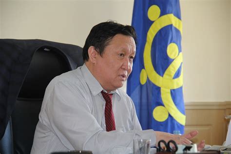 “ШИЛЭН ЭМНЭЛЭГ” ТӨСЛИЙГ ДАХИН ШИНЭЧЛЭН НАЙРУУЛАХААР БУЦААВ