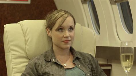 Horror Movie Review Panic Button 2017 GAMES BRRRAAAINS A HEAD BANGING LIFE