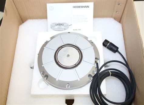 Heidenhain Ron 786 C Incremental Angle Encoder With Integral Bearing In Integrated Stator Coupling