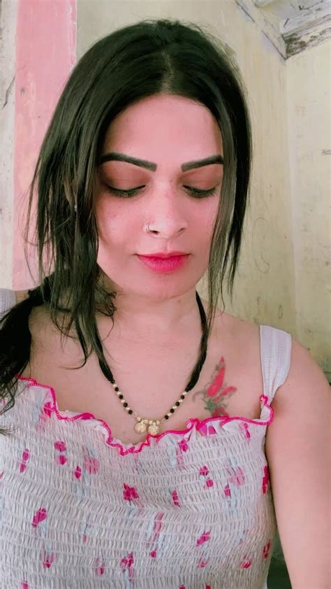 Simran Sk Simransk944 • Instagram Photos And Videos