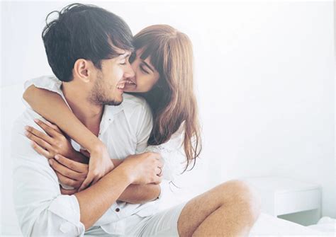 彼女からの〝エッチしたい♡〟サイン、今までいちばんキュンとしたのってどんなの？ ファッションメディア Andgirl [アンドガール]
