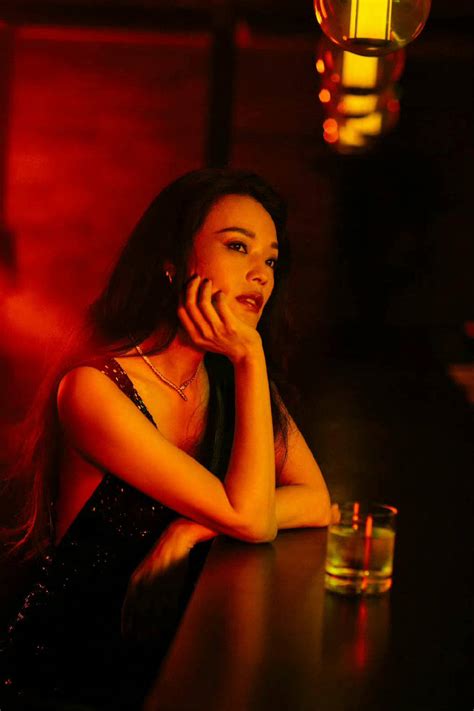 舒淇穿抹胸裙身材窈窕事业线傲人 肌肤白皙好温婉 搜狐大视野 搜狐新闻