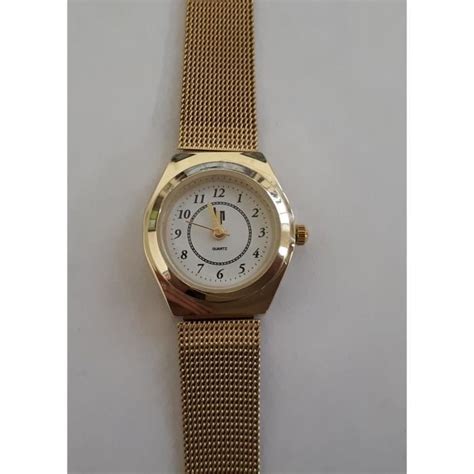 Lip Classics Montre Femme Réf 12 17 Couleur Doré Achatvente Montre Femme Cdiscount