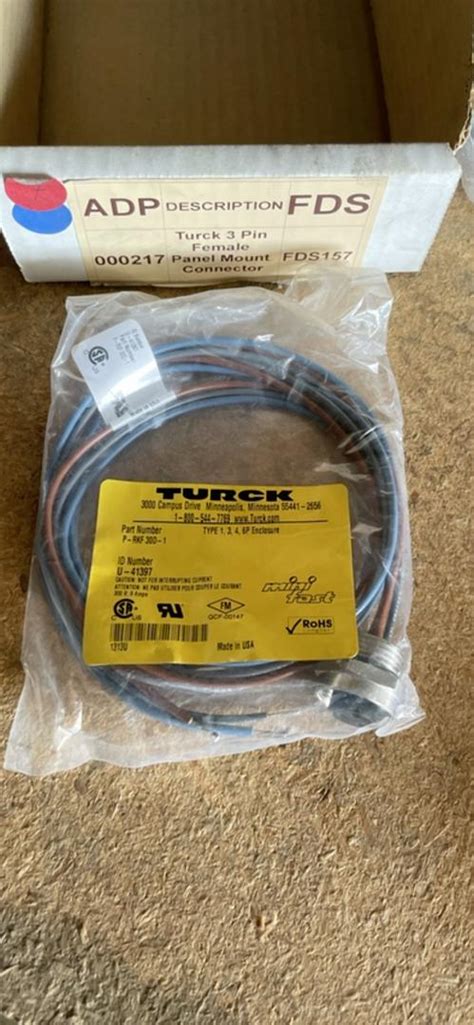 CONNECTOR TURCK PIN FEMALE PANEL MOUNT Open Top Drive