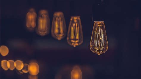 Hd Wallpaper Close Up Of An Edison Style Light Bulb With Several Other Such Bulbs In The
