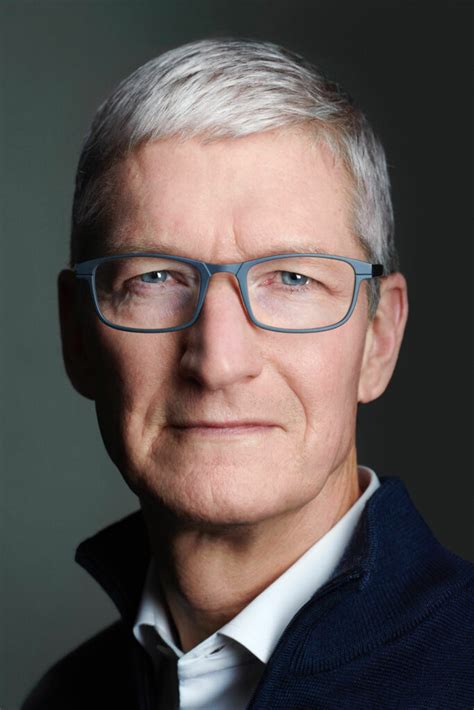 Apple Ceo Tim Cook To Deliver Gallaudet Universitys 152nd Commencement