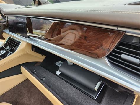 포르쉐 파나메라 실내 수전사카본 커스텀스토리 수전사카본