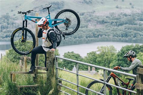 Leatt Onthult Zijn Nieuwe MTB Collectie Mountainbike Nl