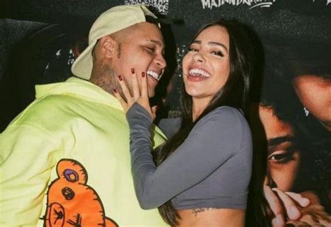 Sbt Tv Mc Ryan Sp Comemora Aniversário De Gi Roque Sua Ex Só Desejo Coisas Boas