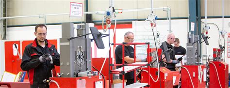 Konfektionierung Von Hydraulikschlauchleitungen Hansa Flex Ihr Systemanbieter Rund Um Die