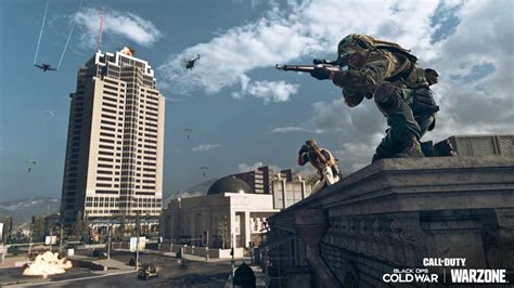 Warzone Trick Give Players Legitimate Wall Hacks Without Cheating
