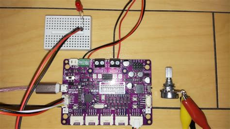 Maker Pi RP2040にLEDと可変抵抗をつないで明るさを変更できるようにしてみました