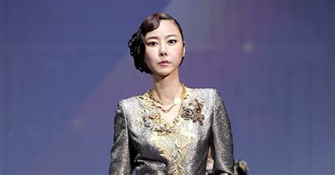 대한민국 패션계의 큰 별을 기념하는 故 앙드레 김 추모 패션쇼