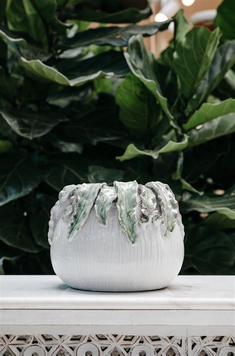 Leaf Vase The Palms Sydney