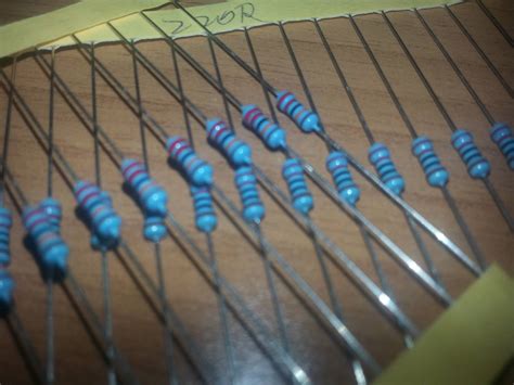 220 Ohm Resistor Color Code