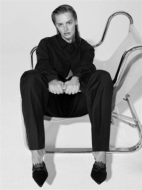 Premierowo Na Ellepl Karolina Pisarek Debiutuje Z Marką Modową Forcer