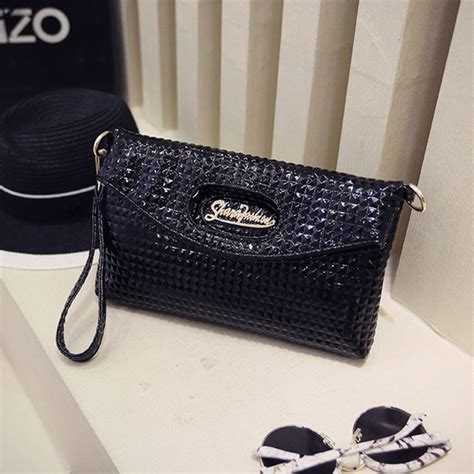 Badu Bg Дамска мини клъч чанта в три цвята розова цикламена черна Хит модел от еко кожа