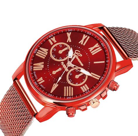 Годинник на металічному ремінці — ціна 175 грн у каталозі Годинники Купити аксесуари за