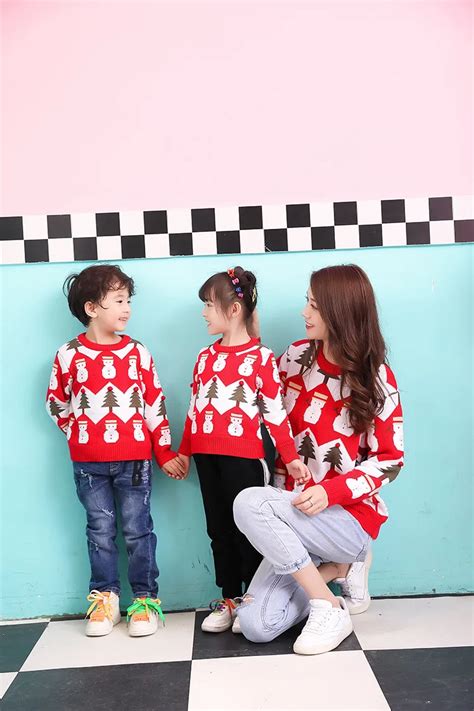 Семейные комплекты коллекция года Рождественский наряд Рождественские свитера для маленьких