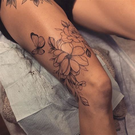 Small Knee Tattoos For Females