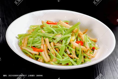 茼蒿炒杏鲍菇 中国菜系 食品餐饮 摄影素材 汇图网www huitu