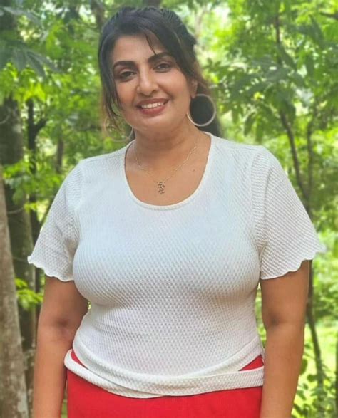 Maya Viswanath R Mallubabes