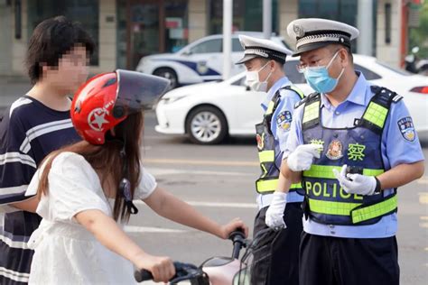 【弘扬英模精神 凝聚奋进力量】奏响“为民歌” 守护“平安路” 他们矢志不渝······澎湃号·政务澎湃新闻 The Paper