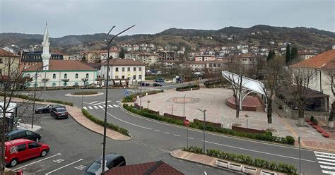 Дъно Апаши крадат улични лампи в Ардино