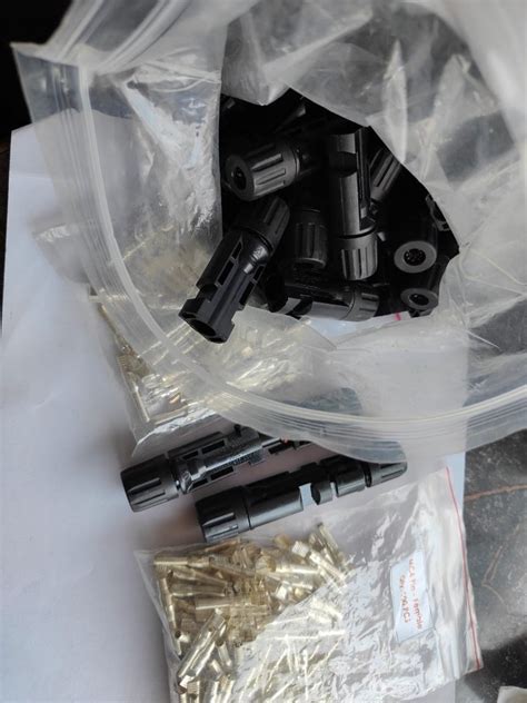 Mc Male Female Connector Packaging Type Box At Pair In Nashik ID