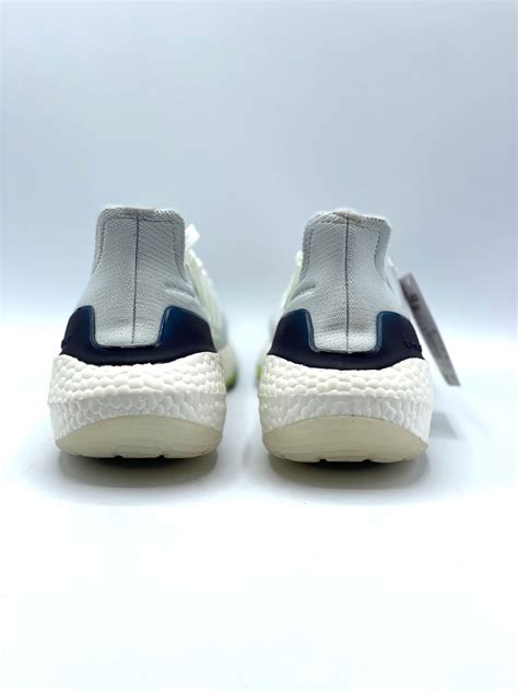 Adidas Ultra Boost 21 Grey