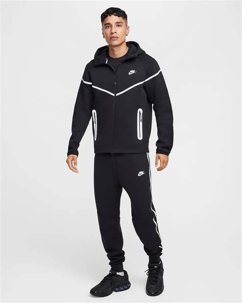 Tech Fleece Reflektörlü Eşofman Takımı