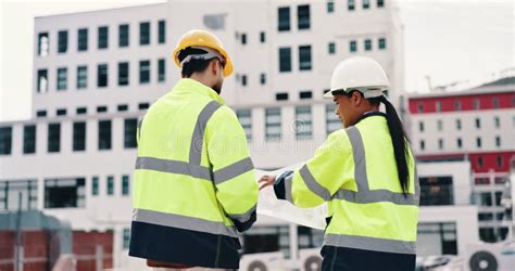 People Paper And Engineer In City For Meeting Problem Solving And