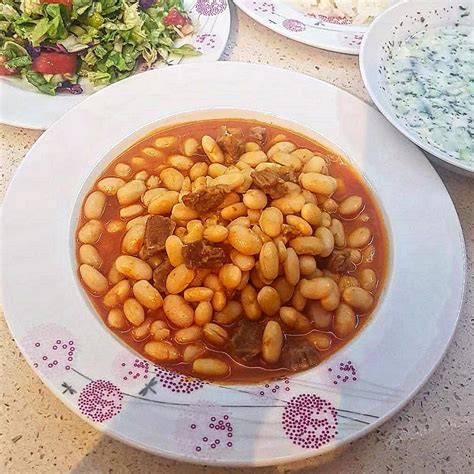 Etli Kuru Fasulye Yemeği Tarifi Lezzetlerimcom