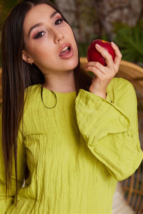 Met Art X Sinful Garden 1 Lisa Belys High 0006 — Postimages