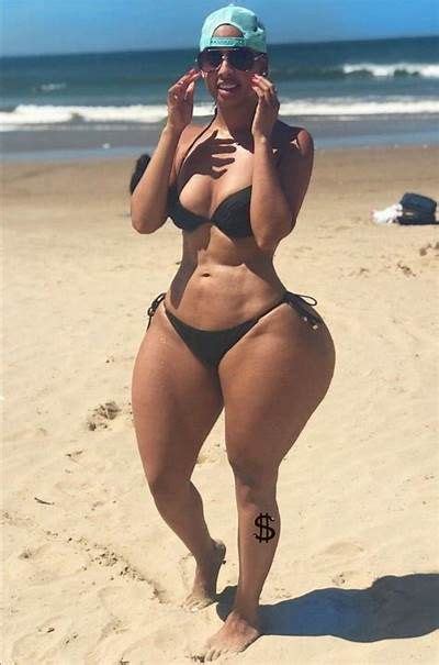 Pin En Curves Beautiful Hips Most Beautiful Black Women Curvy Women