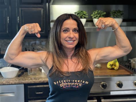 Do Any Guys On Here Have Wivesgirlfriends That Are Muscular