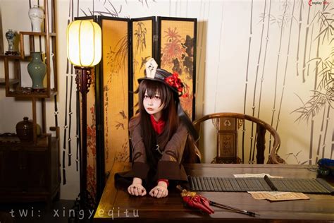 星野柒兔 Xingyeqitu Cosplay Hutao Genshin Impact 40 Photos Cosplaytele