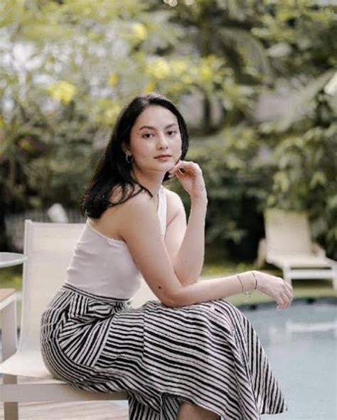 14 Film Yang Dibintangi Clara Bernadeth Dari Film Romantis Hingga Horor Terbaru Berjudul Ratu Sihir